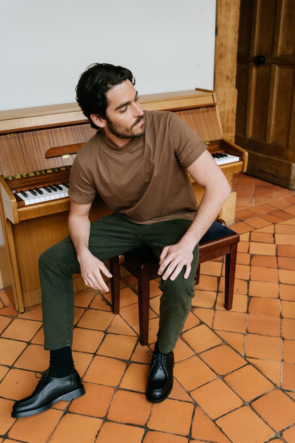 T-shirt en coton bio | marron "big collar chestnut" homme - Rotholz