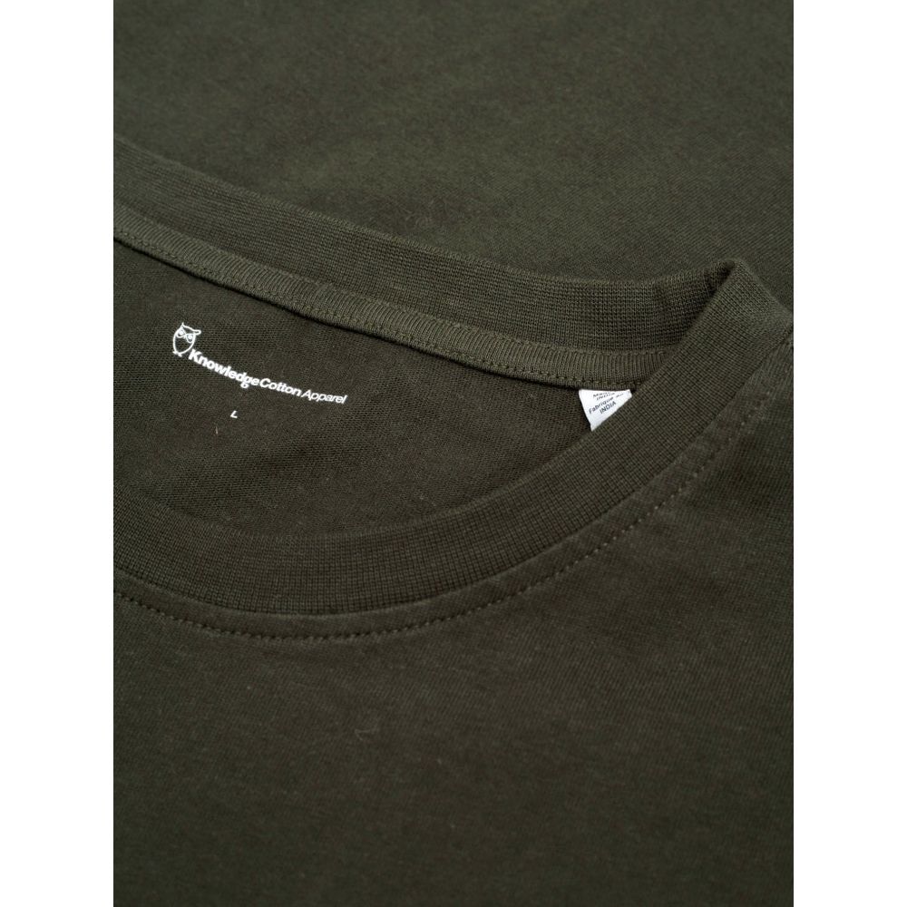 T-shirt à badge brodé en coton bio | vert forêt "badge tee forrest night" 1090 forrest night homme