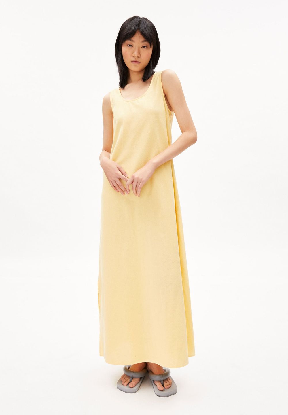 Robe longue jaune en lin et coton bio - nikolinaa lino straw femme