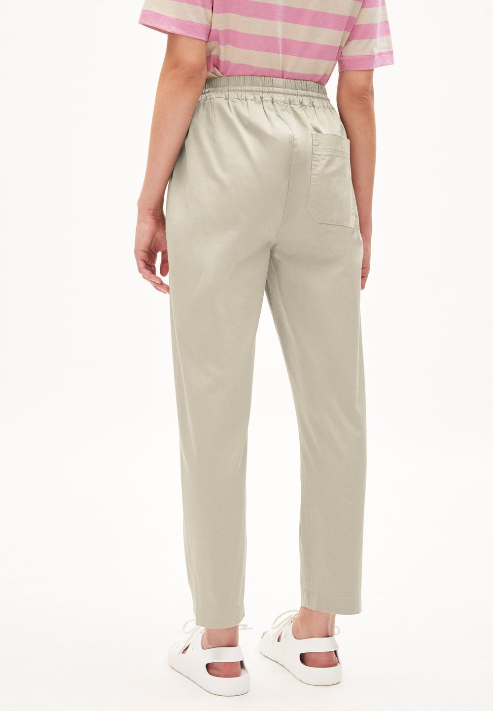 Pantalon carotte beige en coton bio - danyaa light desert femme